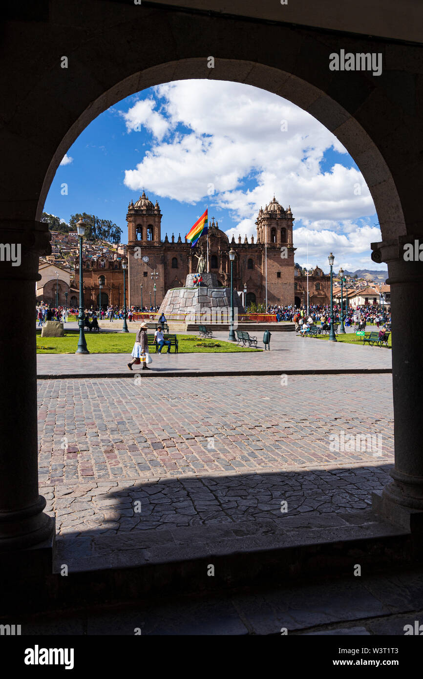 Plaza de armas square cusco hi-res stock photography and images - Alamy
