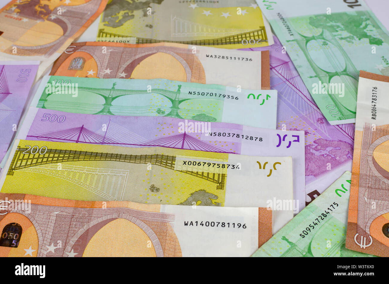 Different Euros banknotes back side - with motives of bridges ...