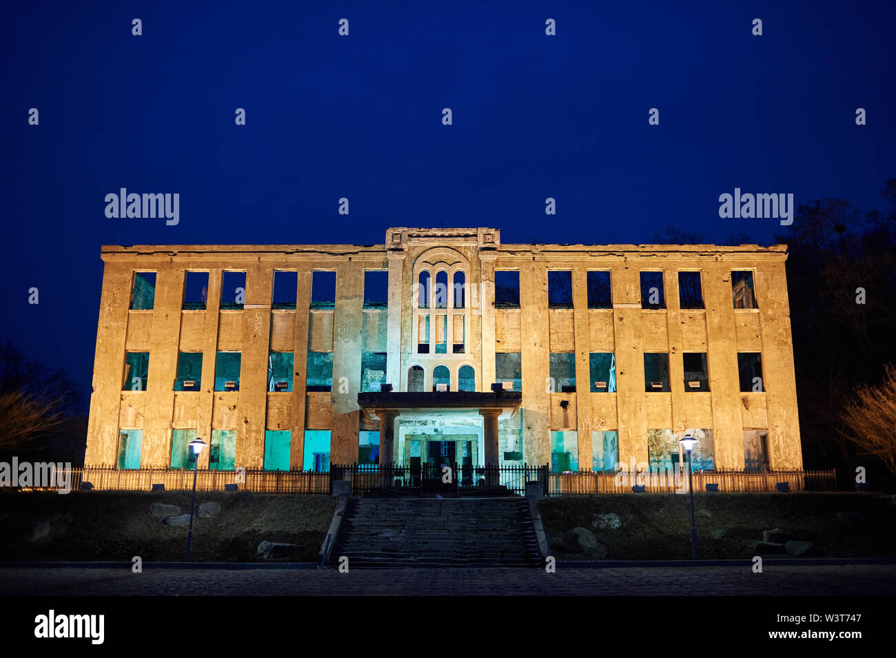 Completed properties hi-res stock photography and images - Alamy