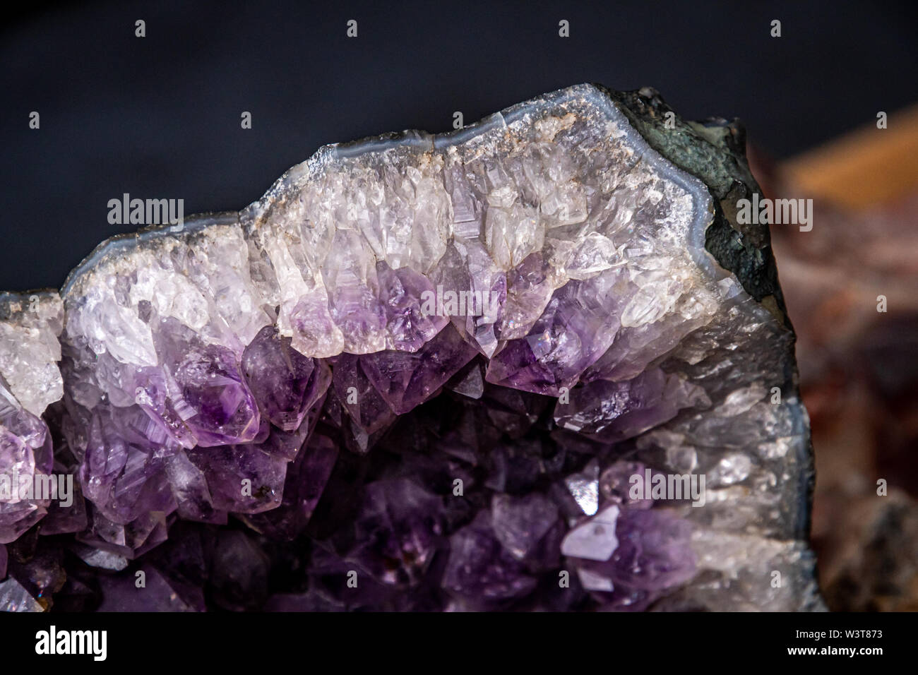 Inside geode hi-res stock photography and images - Alamy