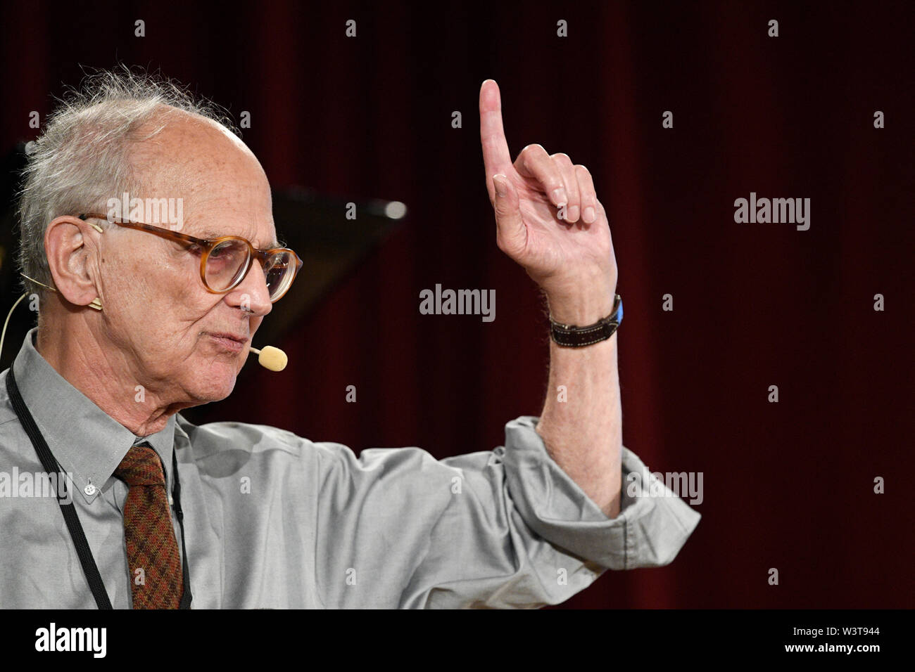News science nobel hi-res stock photography and images - Alamy