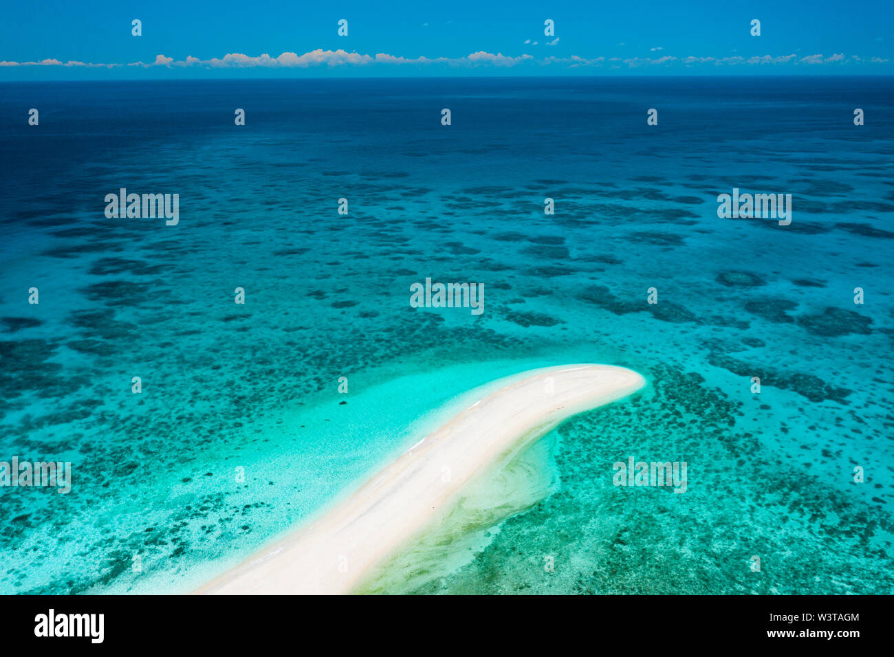 Aerial seascape perfect lagoon beach hi-res stock photography and ...