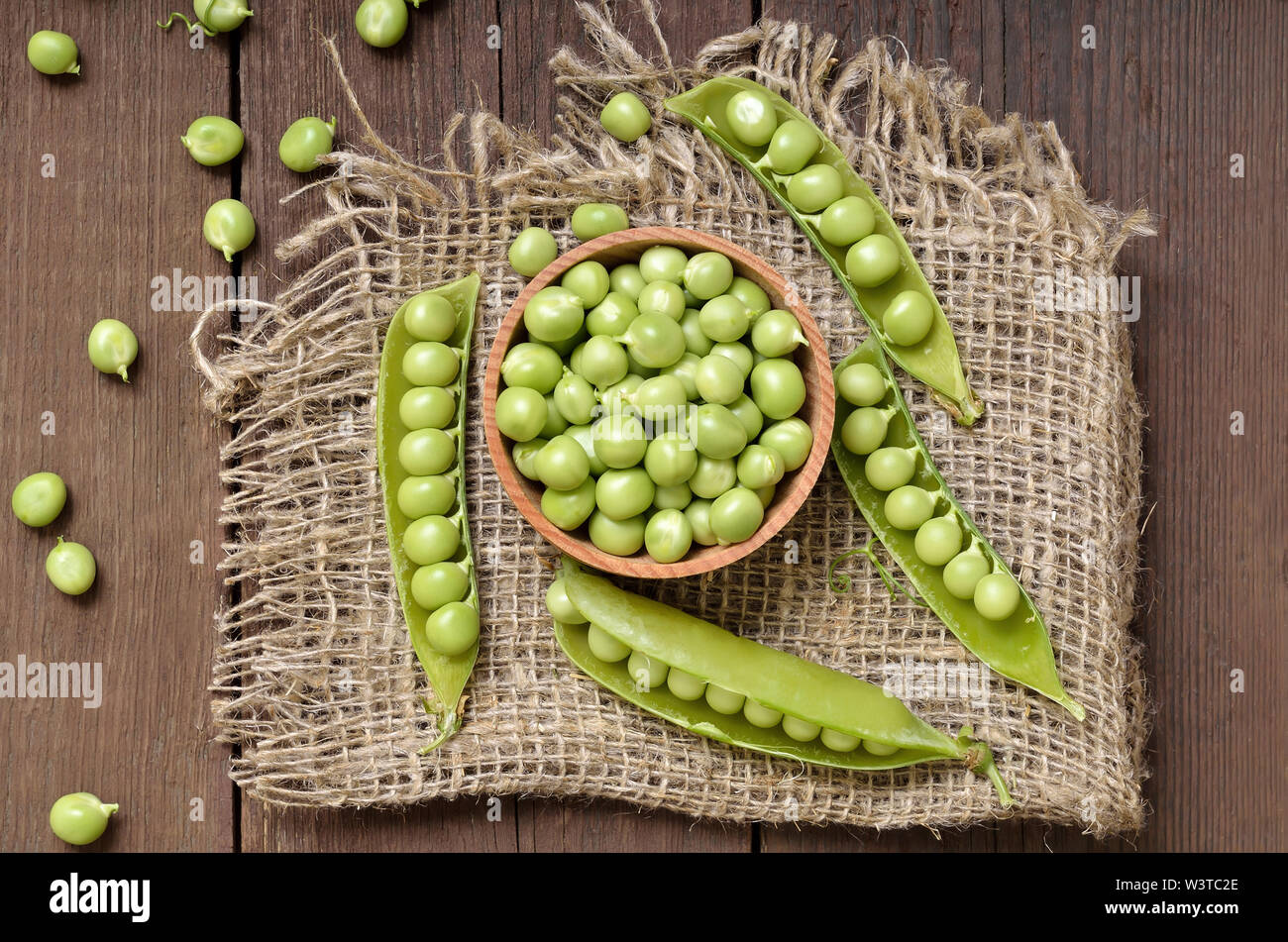 Flat seed pod hi-res stock photography and images - Alamy