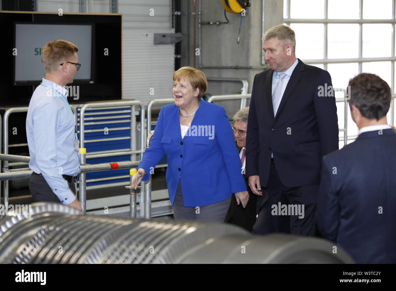 Michael Kretschmer, Bundeskanzlerin Angela Merkel und Ronald Schmidt ...