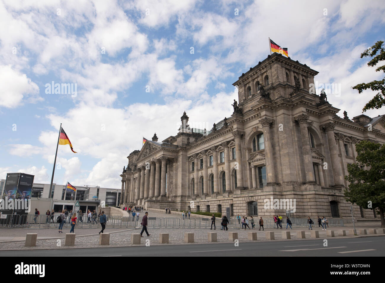 Berlin which houses the bundestag hi-res stock photography and images ...
