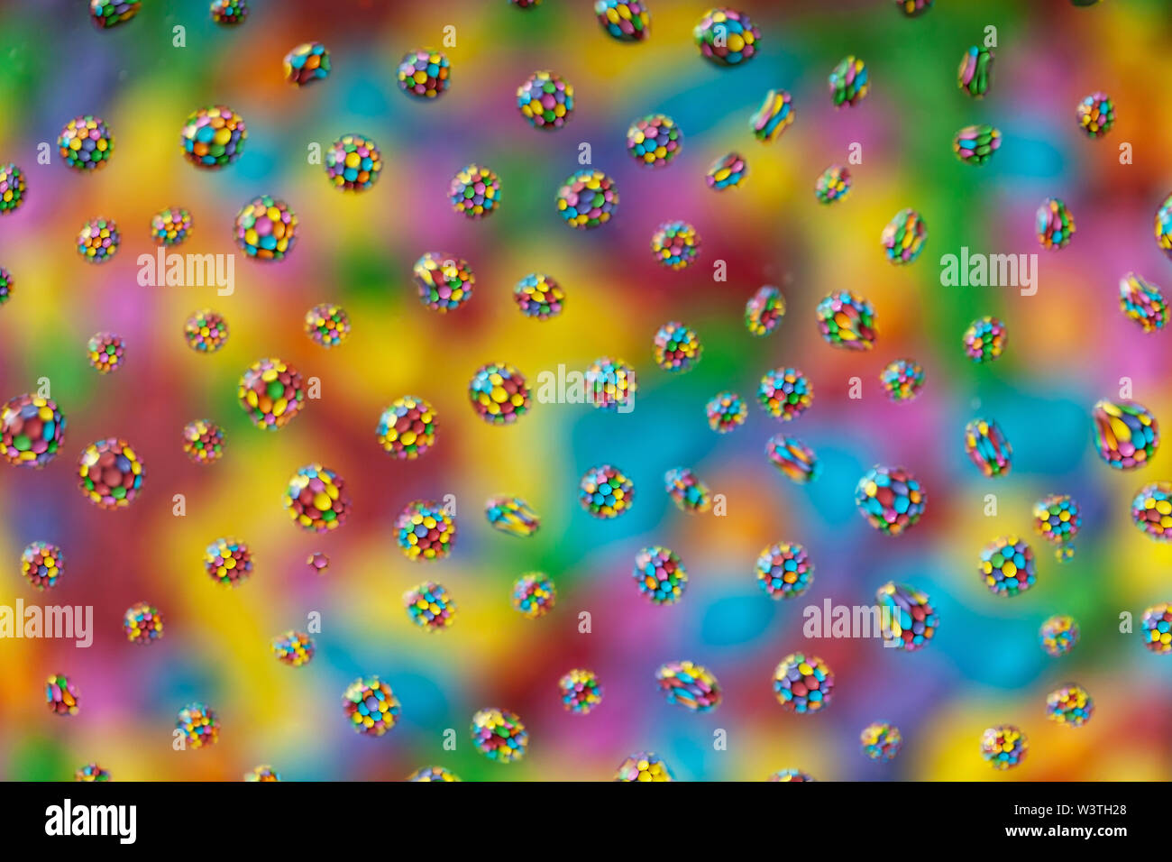 Blue smarties purple smarties hi-res stock photography and images - Alamy