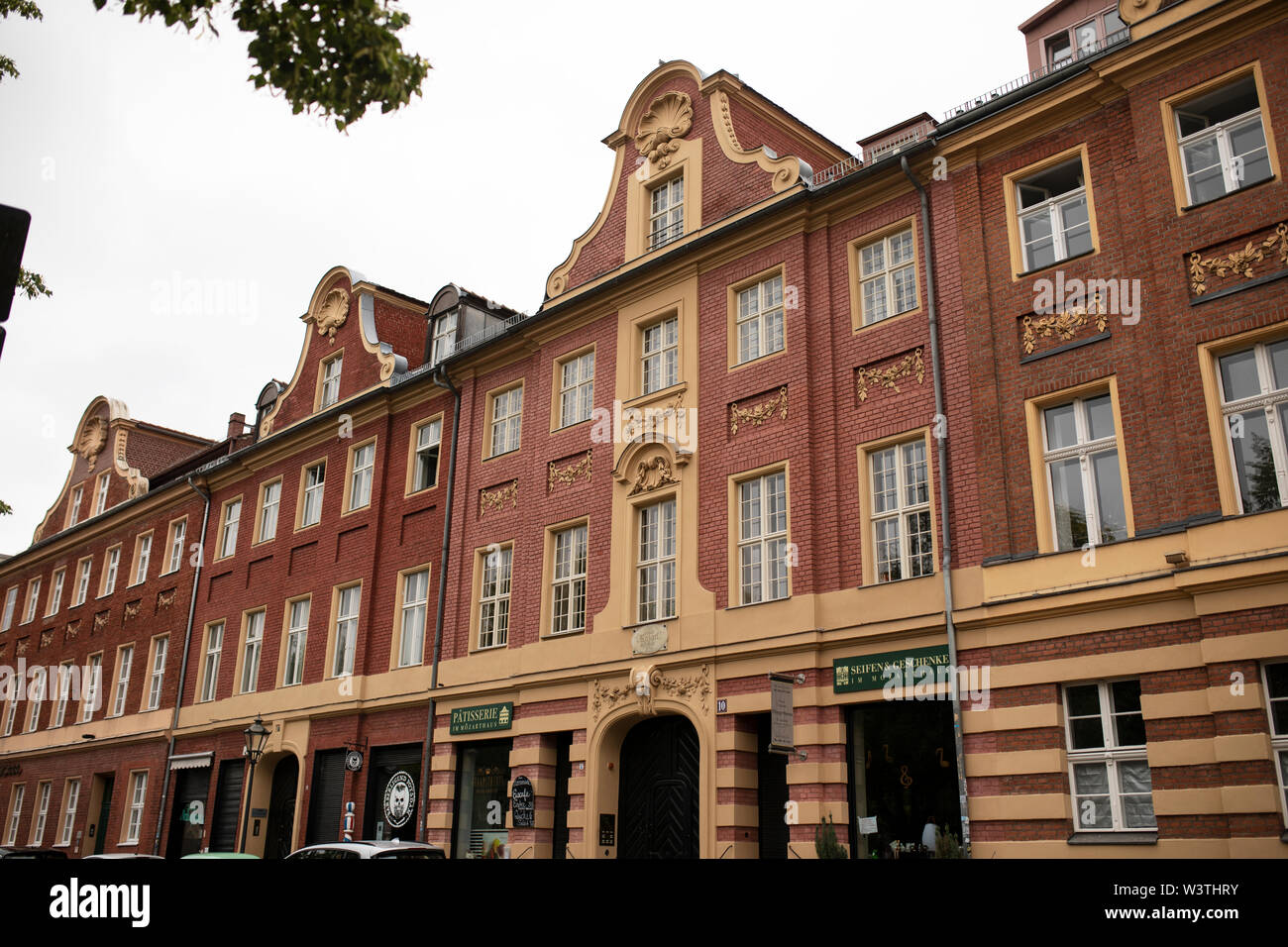 Mozart museum hi-res stock photography and images - Alamy