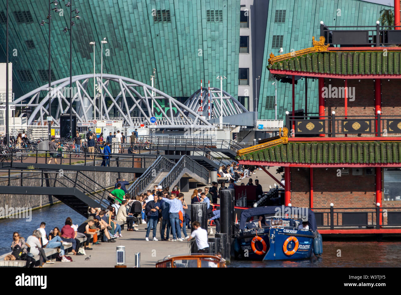 Highway and nemo science museum hi-res stock photography and images - Alamy