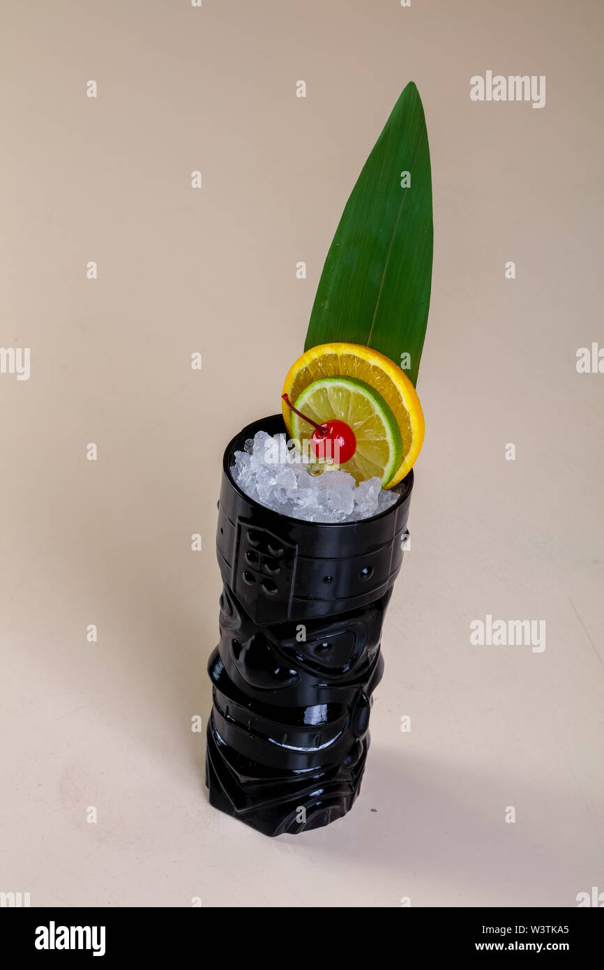 Hawaii cocktail bar drink Stock Photo - Alamy