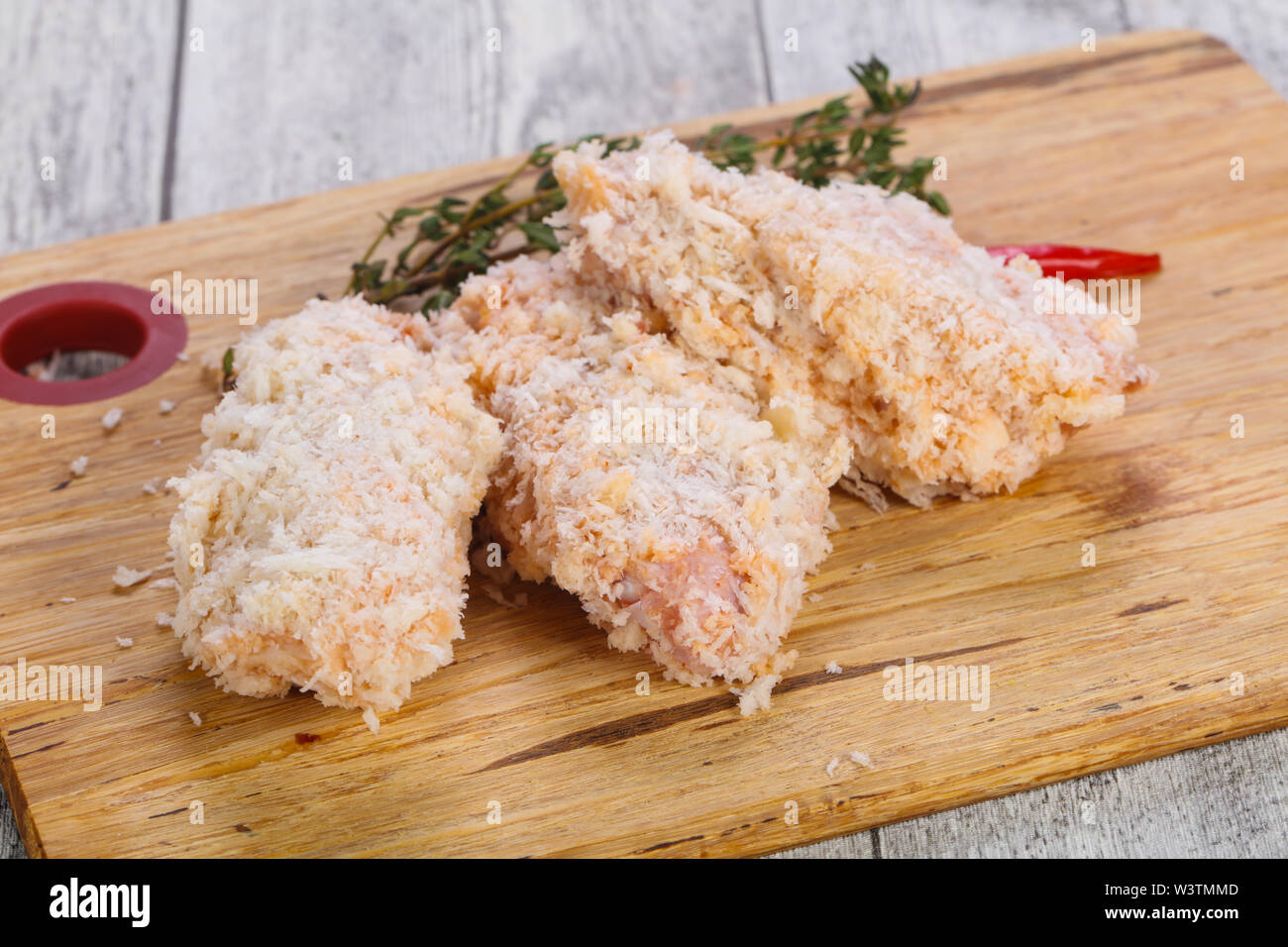 Raw chicken cutlet ready for cooking Stock Photo - Alamy