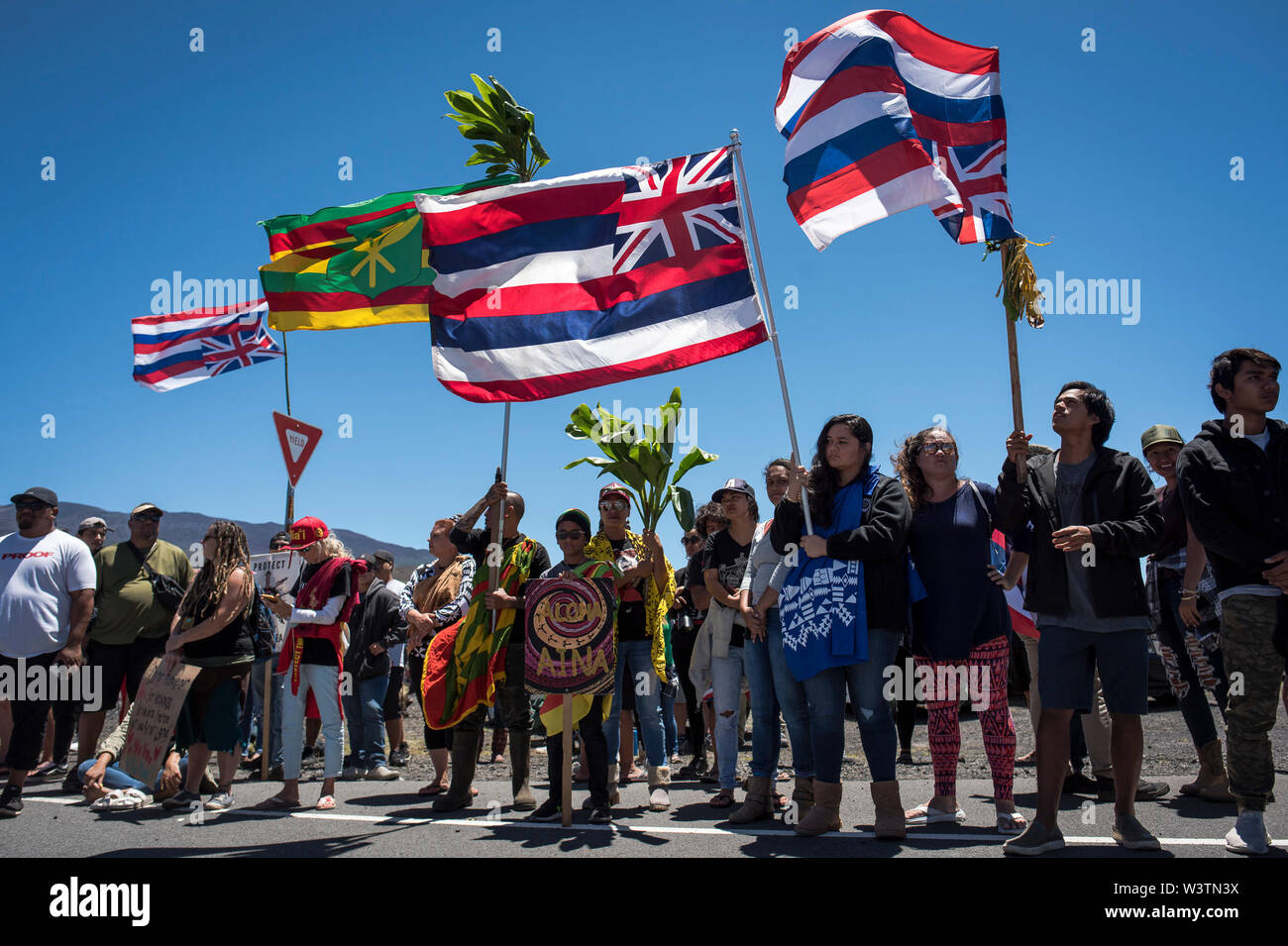 Big Island Hawaii, Hawaii, USA. 15th July, 2019. Hundreds of ...