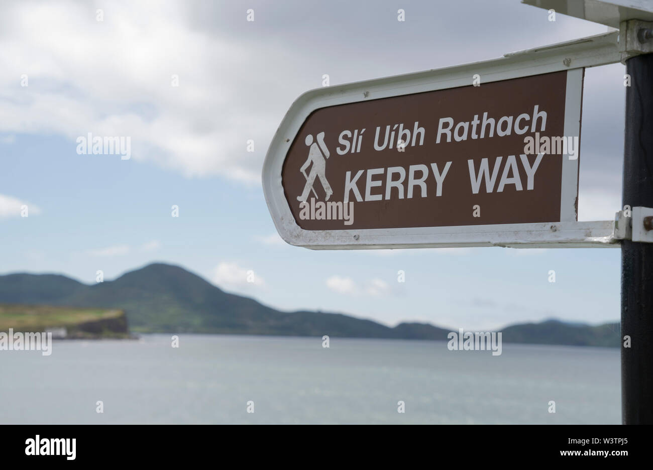Ring of kerry sign hi-res stock photography and images - Alamy