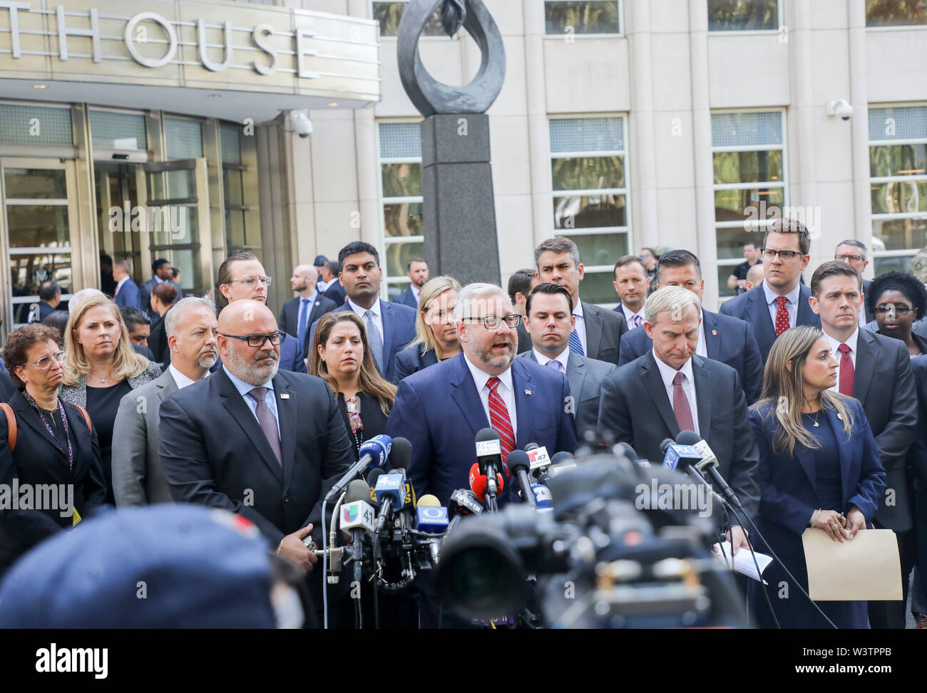 Assistant attorney general hi-res stock photography and images - Alamy