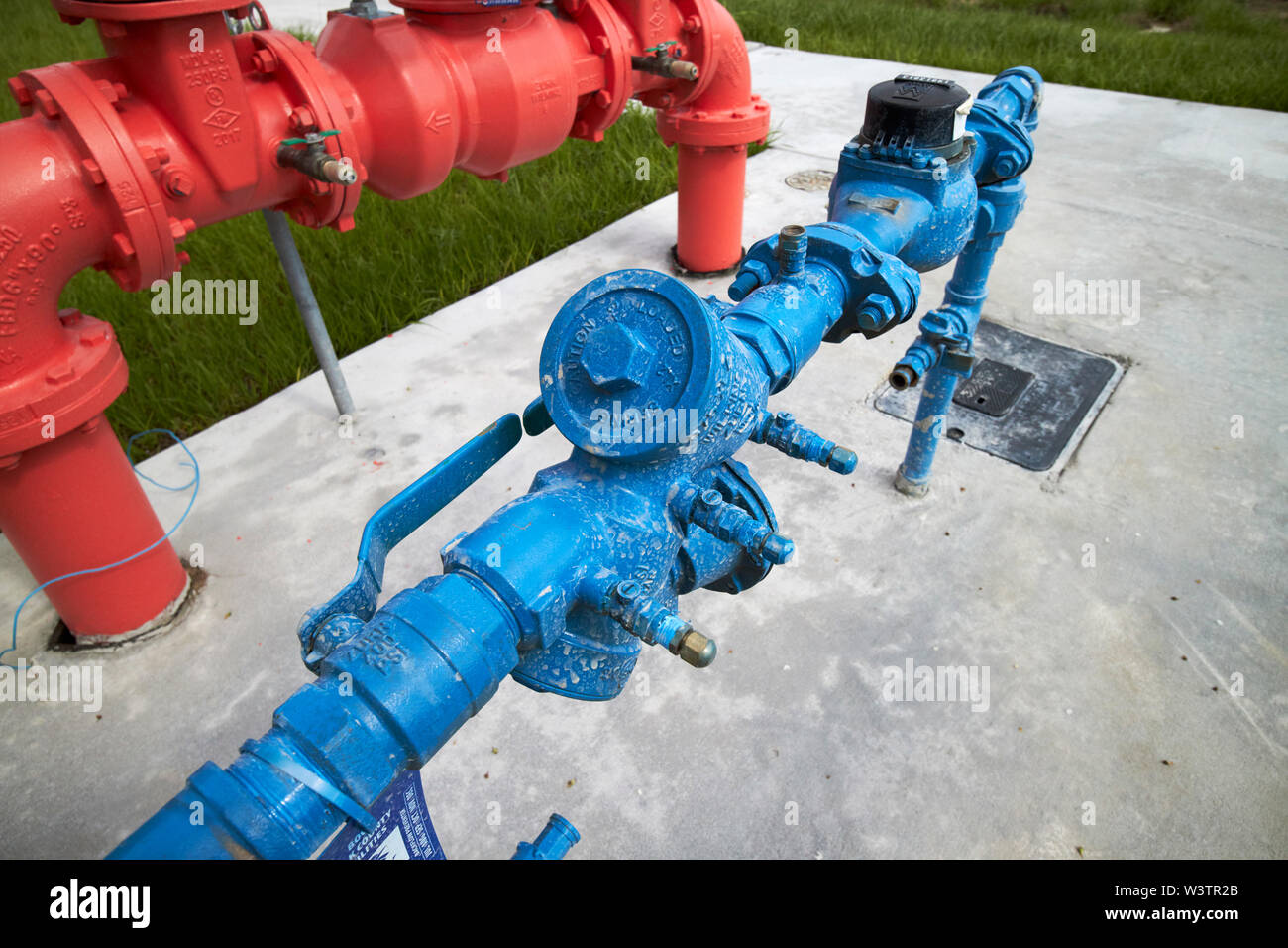 Water pipe access hi-res stock photography and images - Alamy