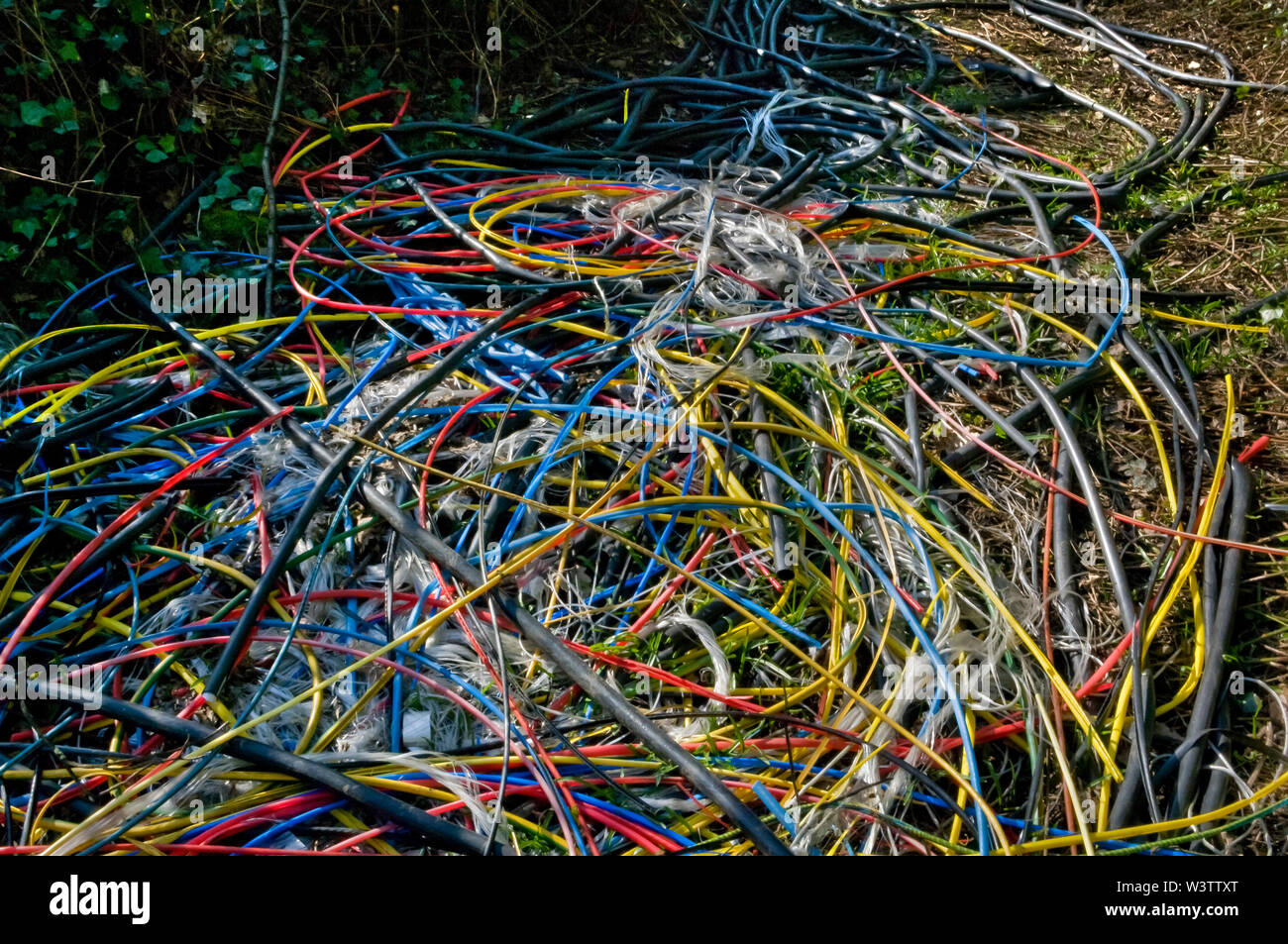 Coils of cables hi-res stock photography and images - Alamy