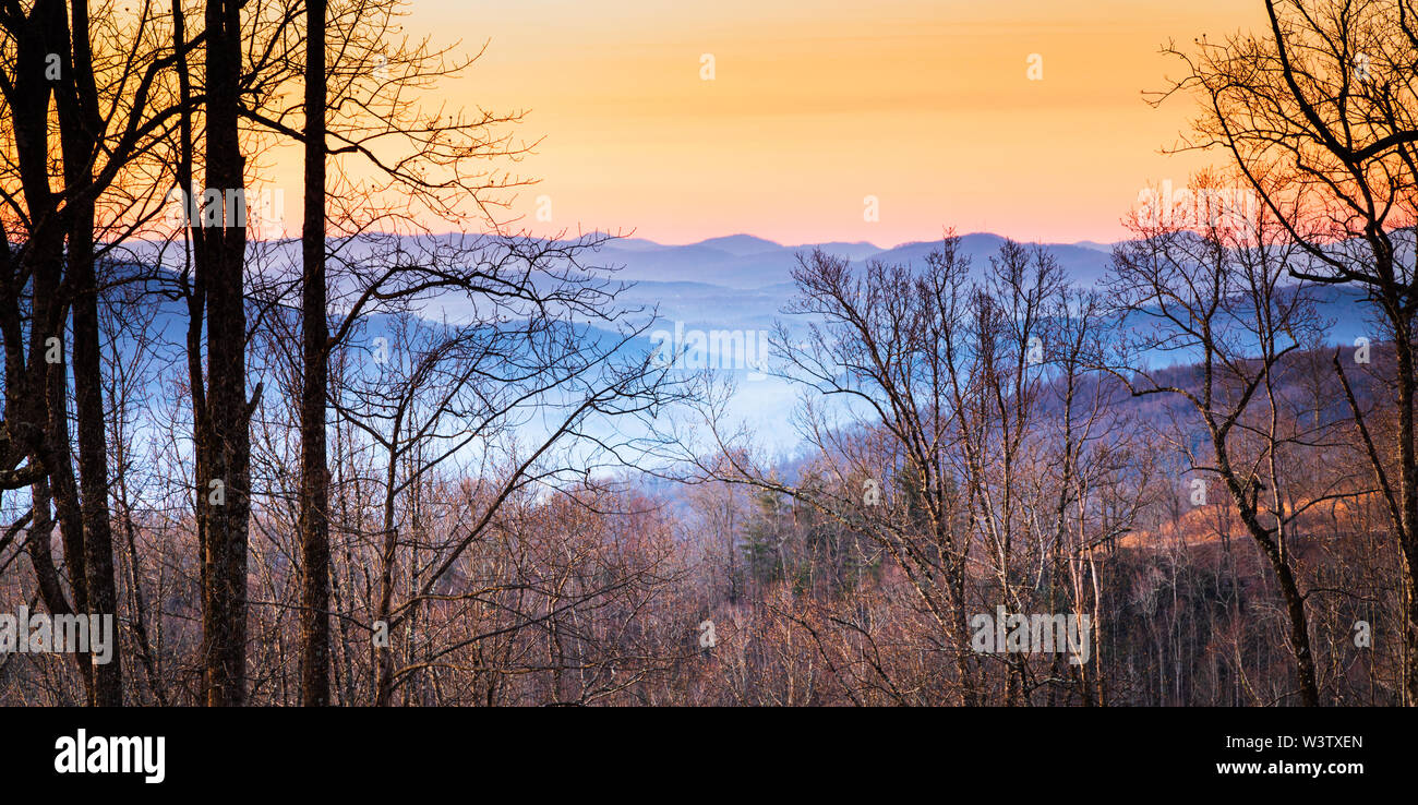 Early morning view of the Blue Ridge Mountains from Table Rock Overlook ...