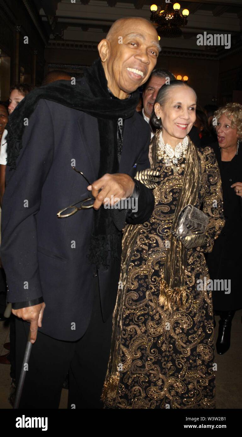 Carmen de lavallade and geoffrey holder hi-res stock photography and ...