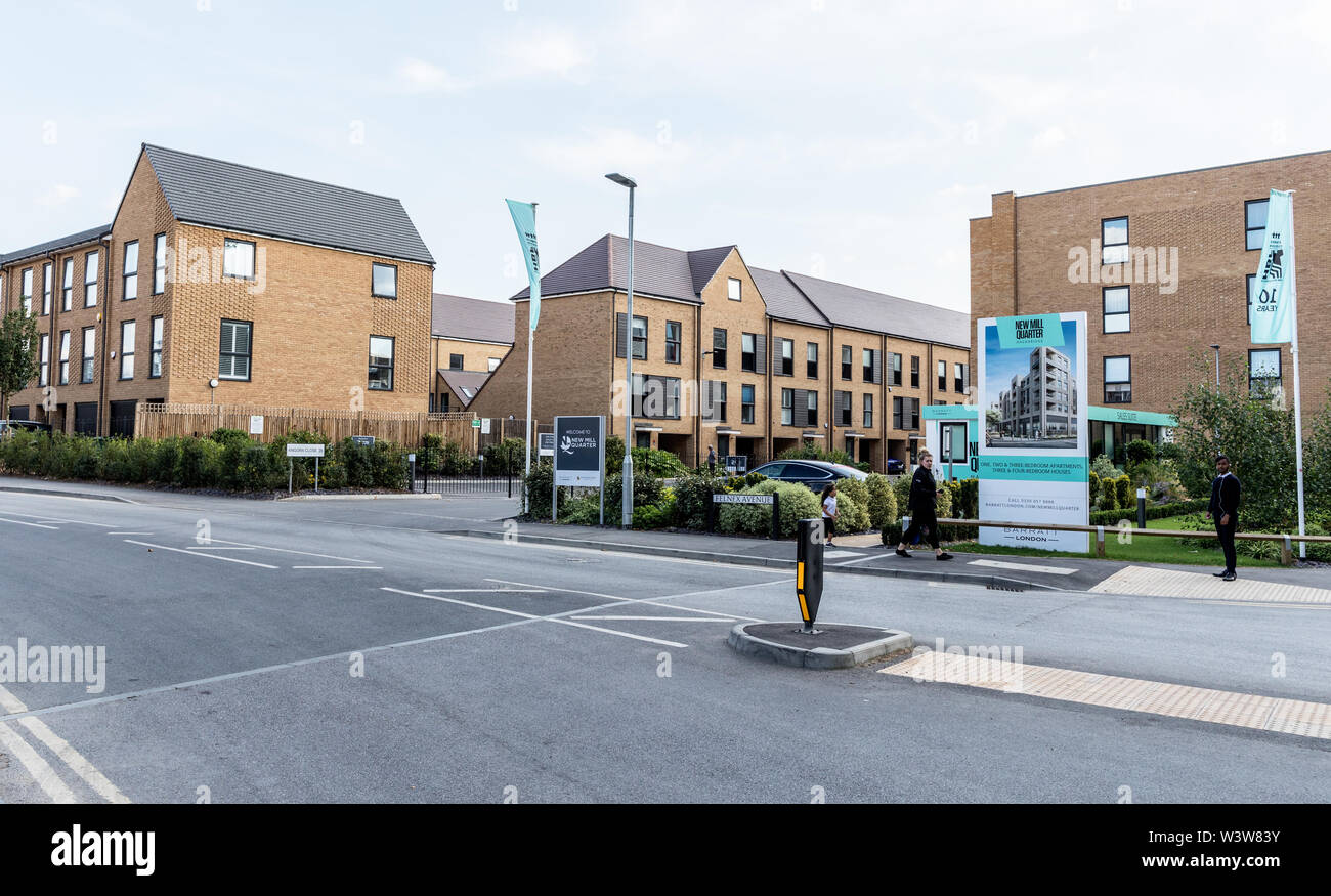 New Build Houses in Hackbridge South London UK Stock Photo - Alamy