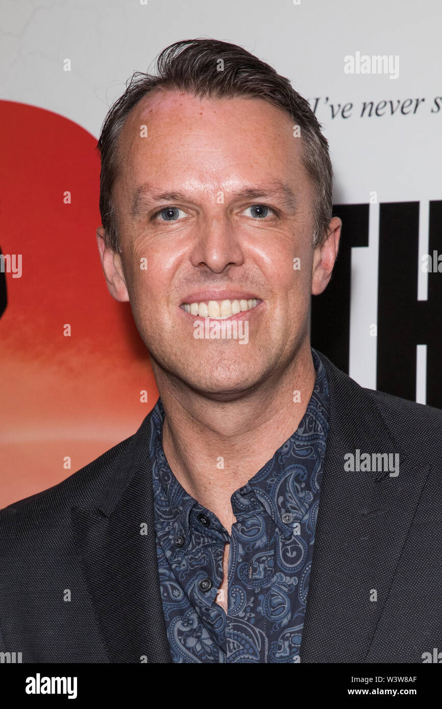 The edge world premiere hi-res stock photography and images - Alamy