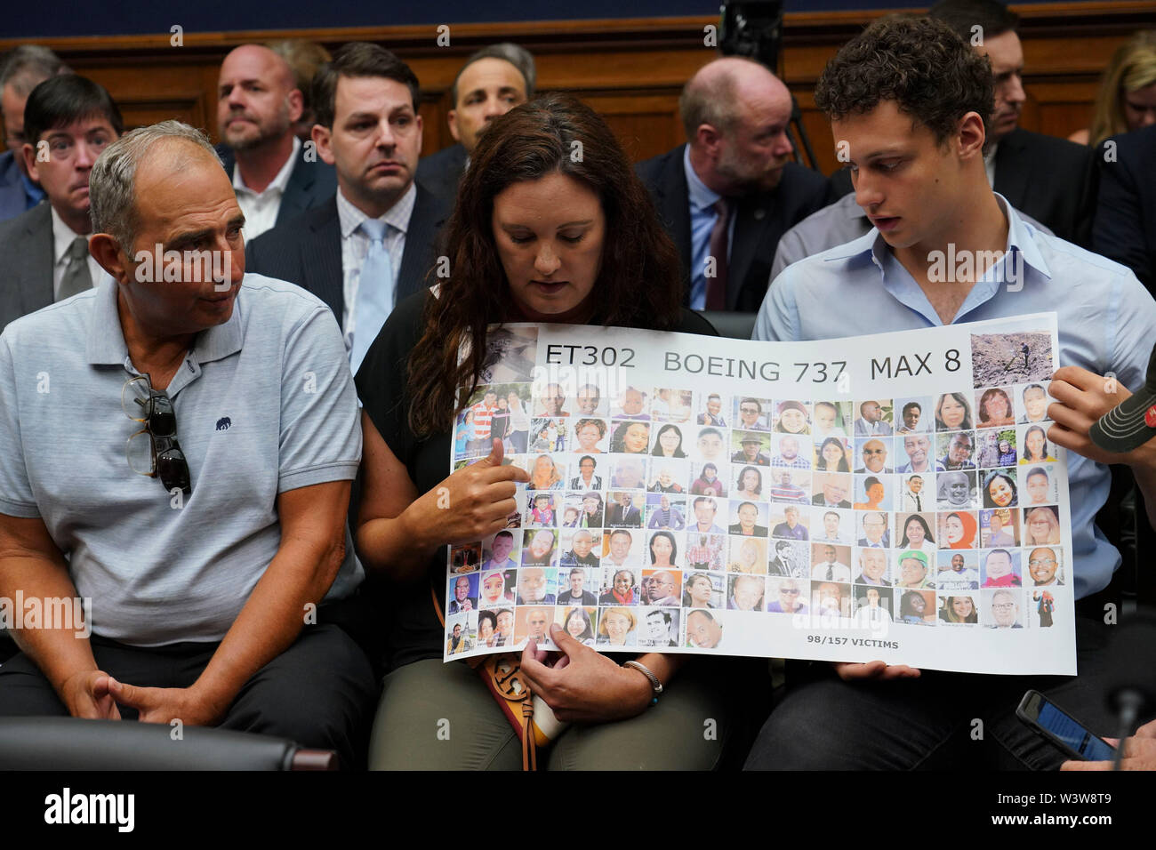 Washington, DC, USA. 17th July, 2019. TOMRA VECERE, left, sister of ...