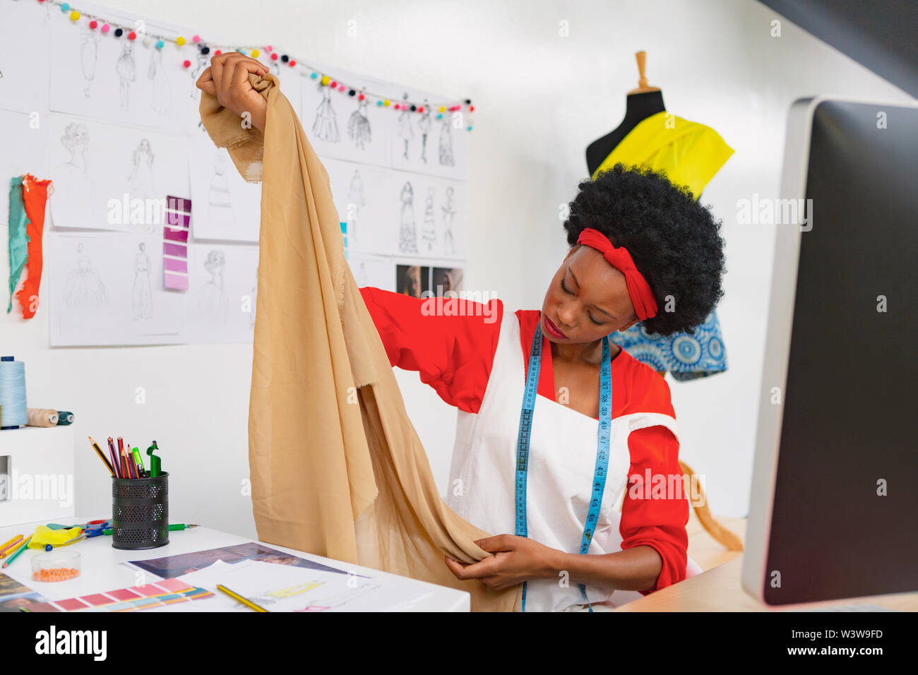 Checking cloth hi-res stock photography and images - Alamy