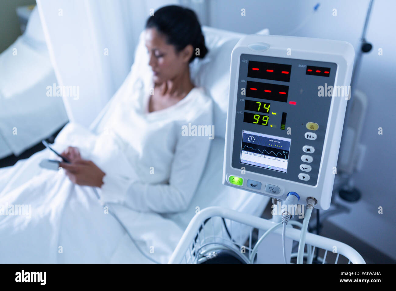 Electronic infusion equipment at the hospital Stock Photo - Alamy