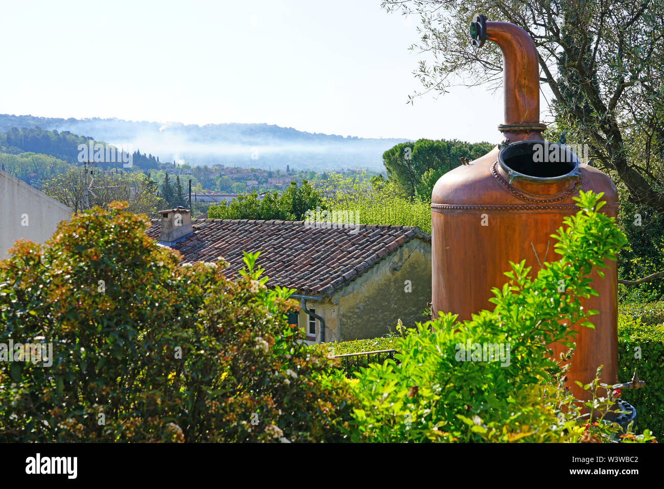Grasse perfume museum hi-res stock photography and images - Alamy