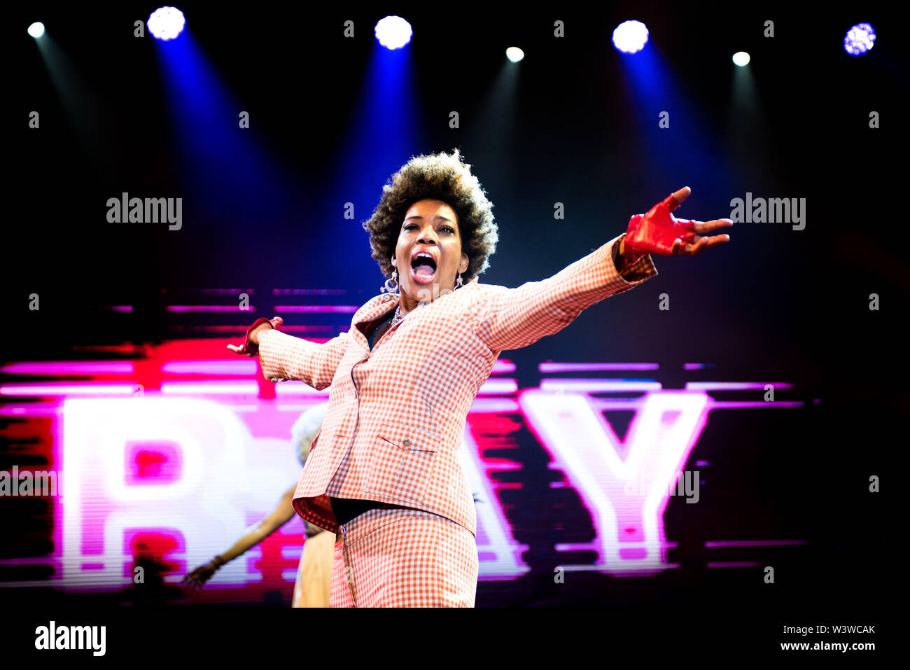 Natalie mcintyre hi-res stock photography and images - Alamy