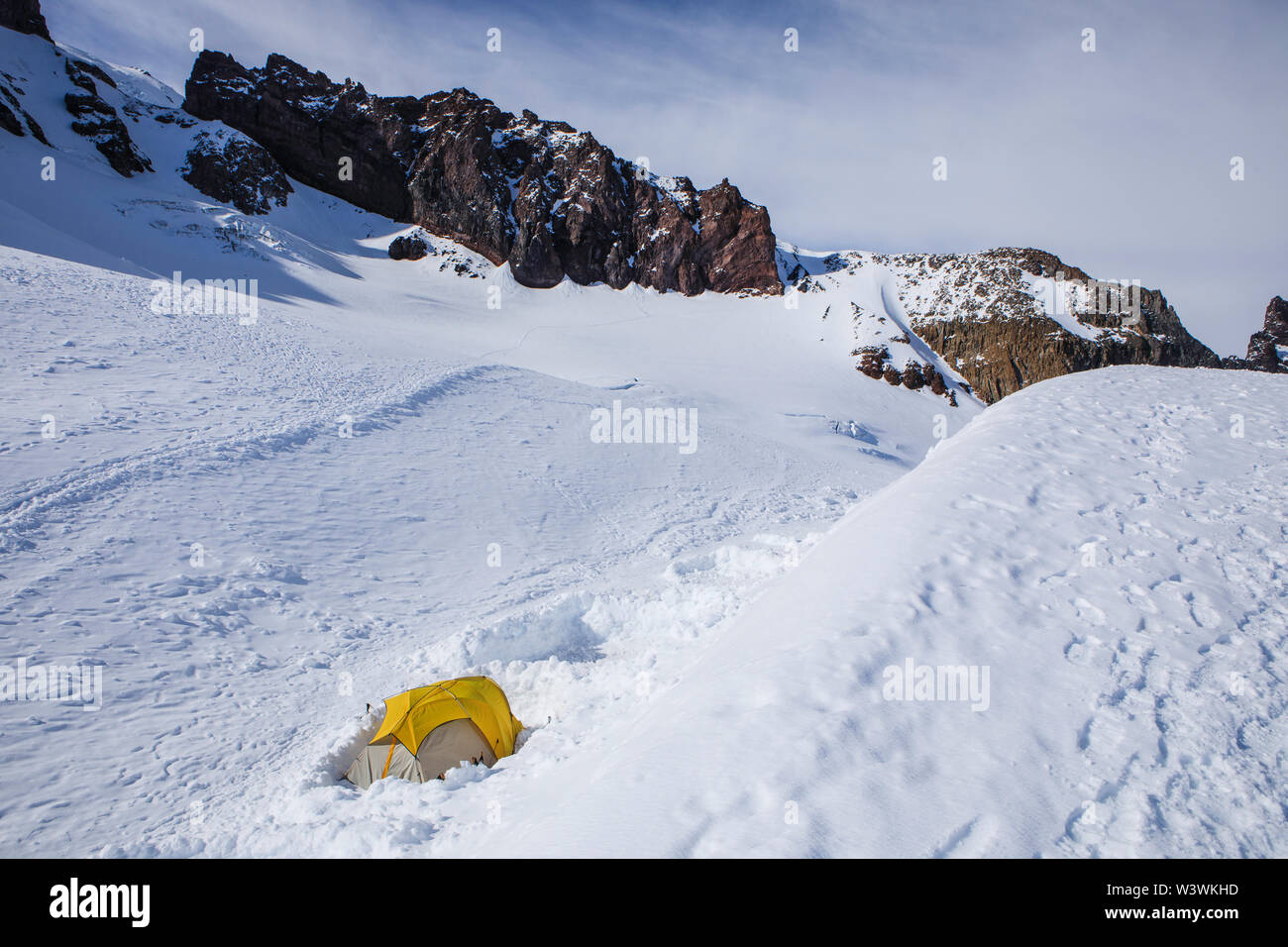 Tent Camping Near Camp Muir on Mount Rainier Stock Photo - Alamy