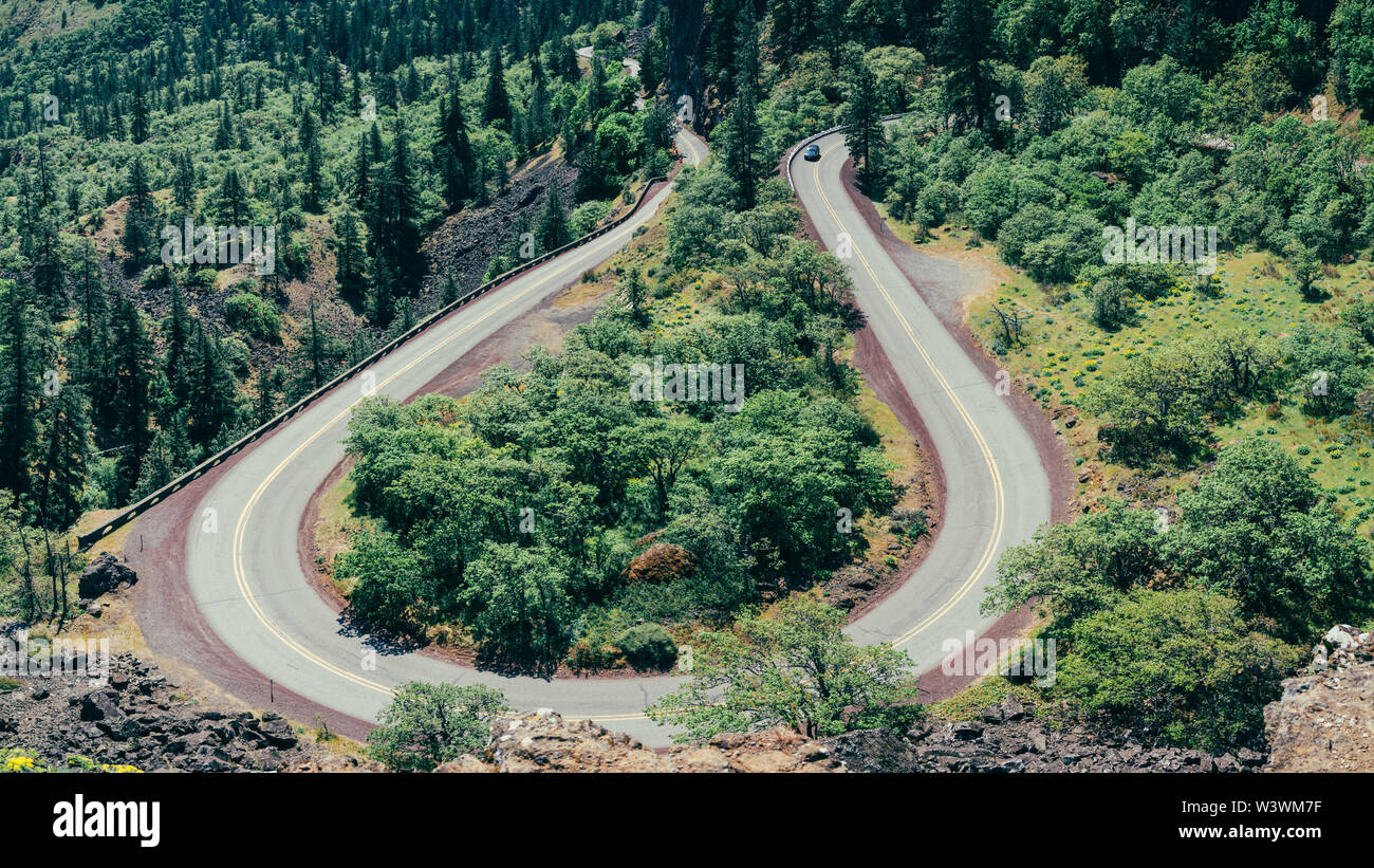Horseshoe turn hi-res stock photography and images - Alamy