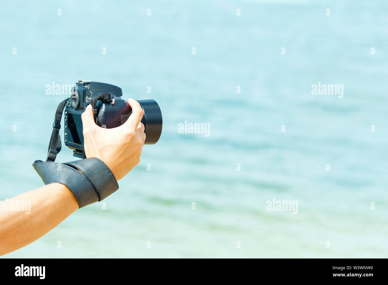 Digital camera beach hi-res stock photography and images - Alamy