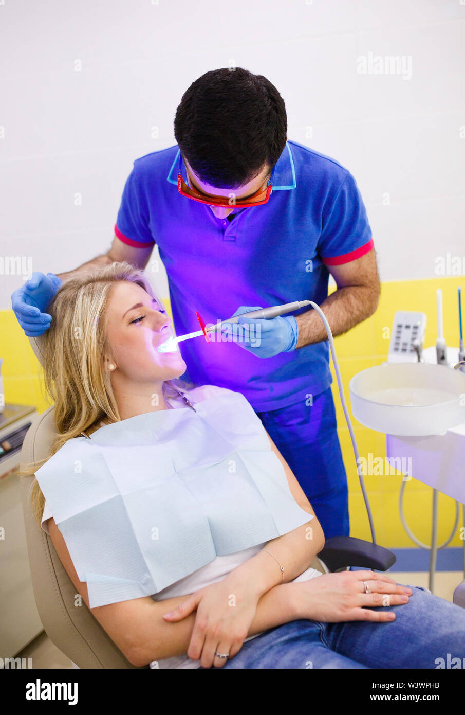 Caring for your dentures hi-res stock photography and images - Alamy