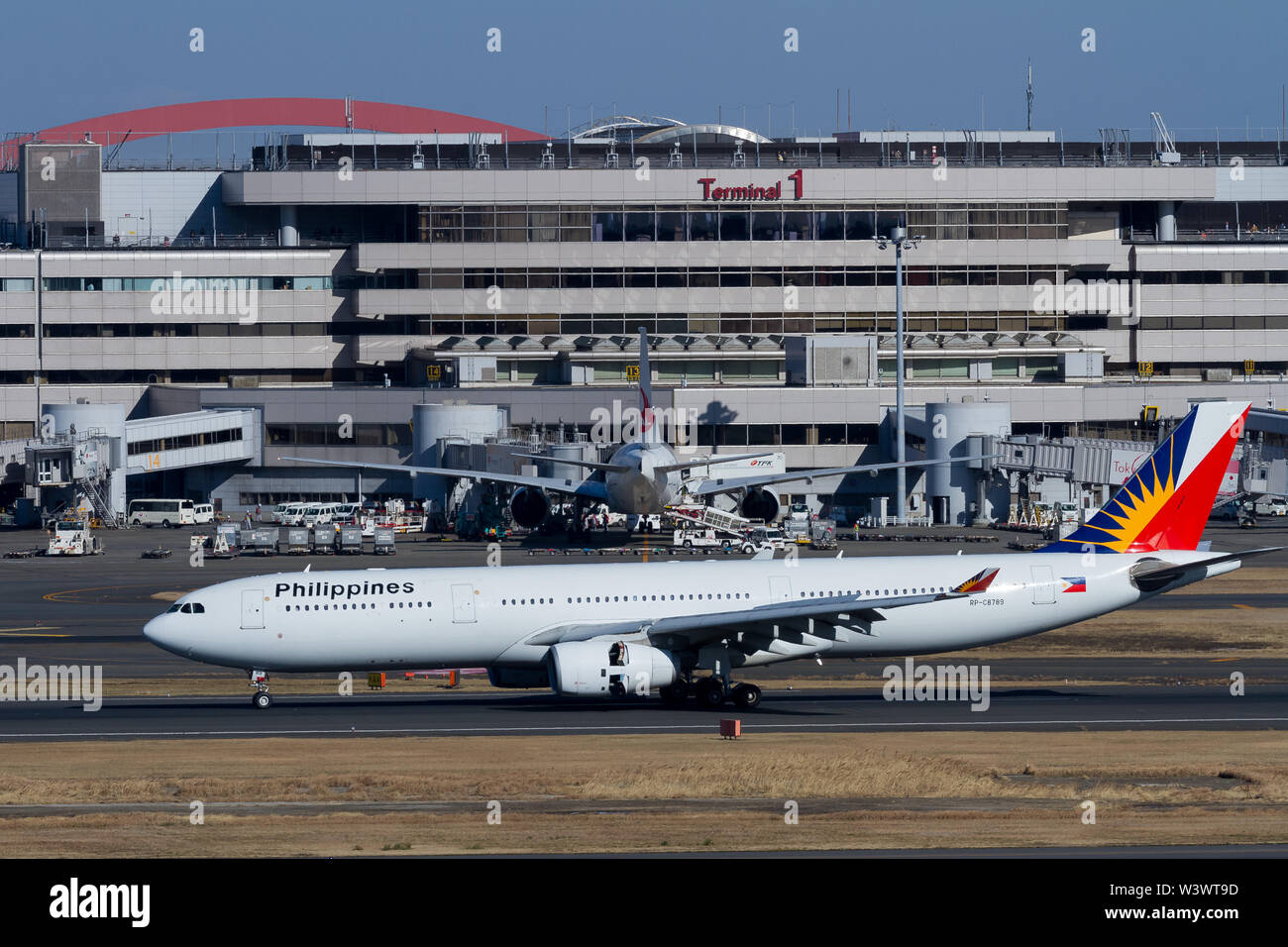 A Philippine Airlines Airbus A330-343 at Haneda International Airport ...