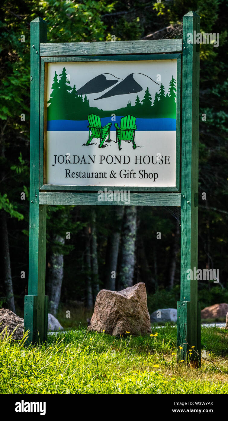 Acadia national park entrance sign hi-res stock photography and images ...