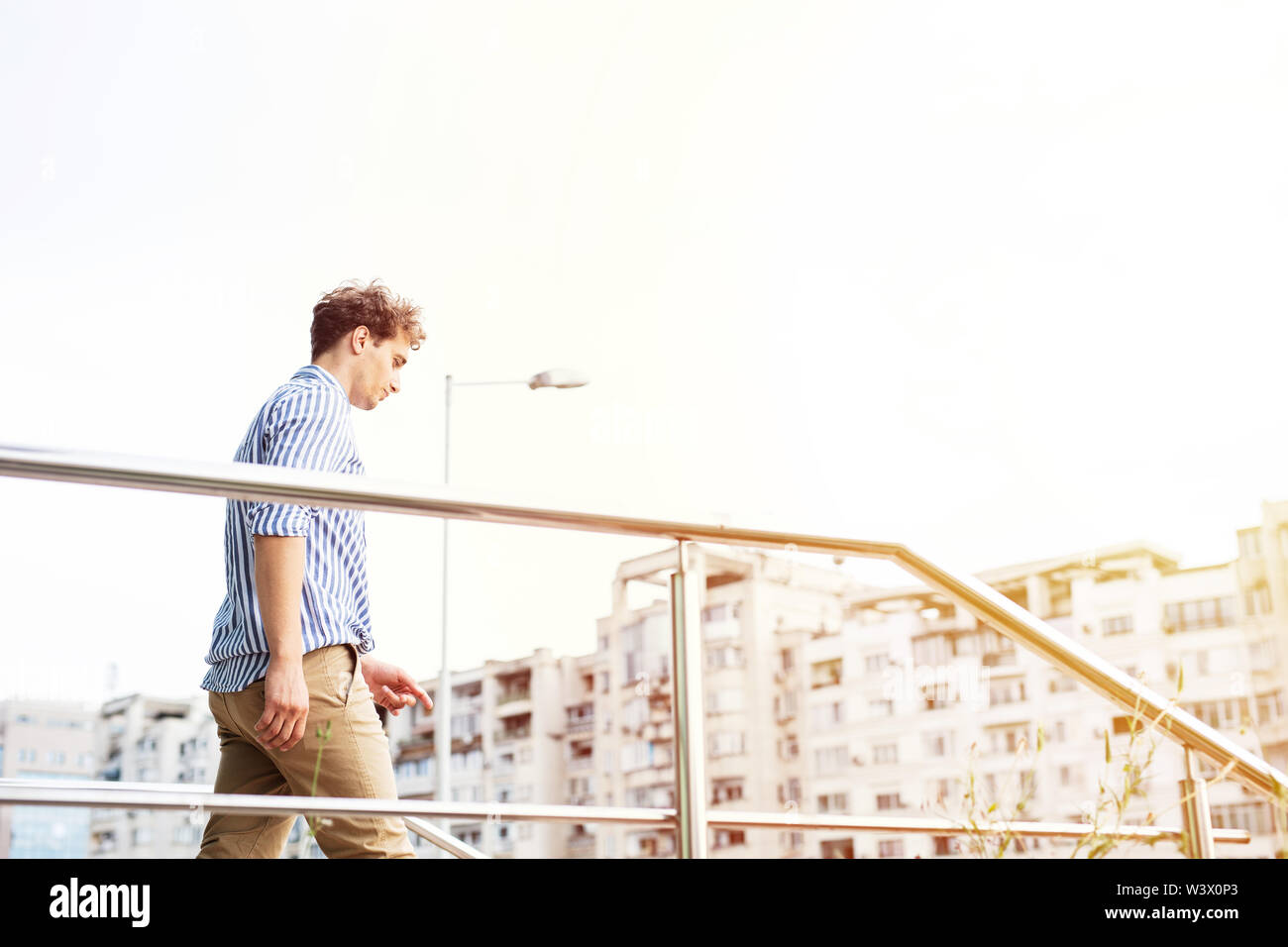 Man leaving hi-res stock photography and images - Alamy