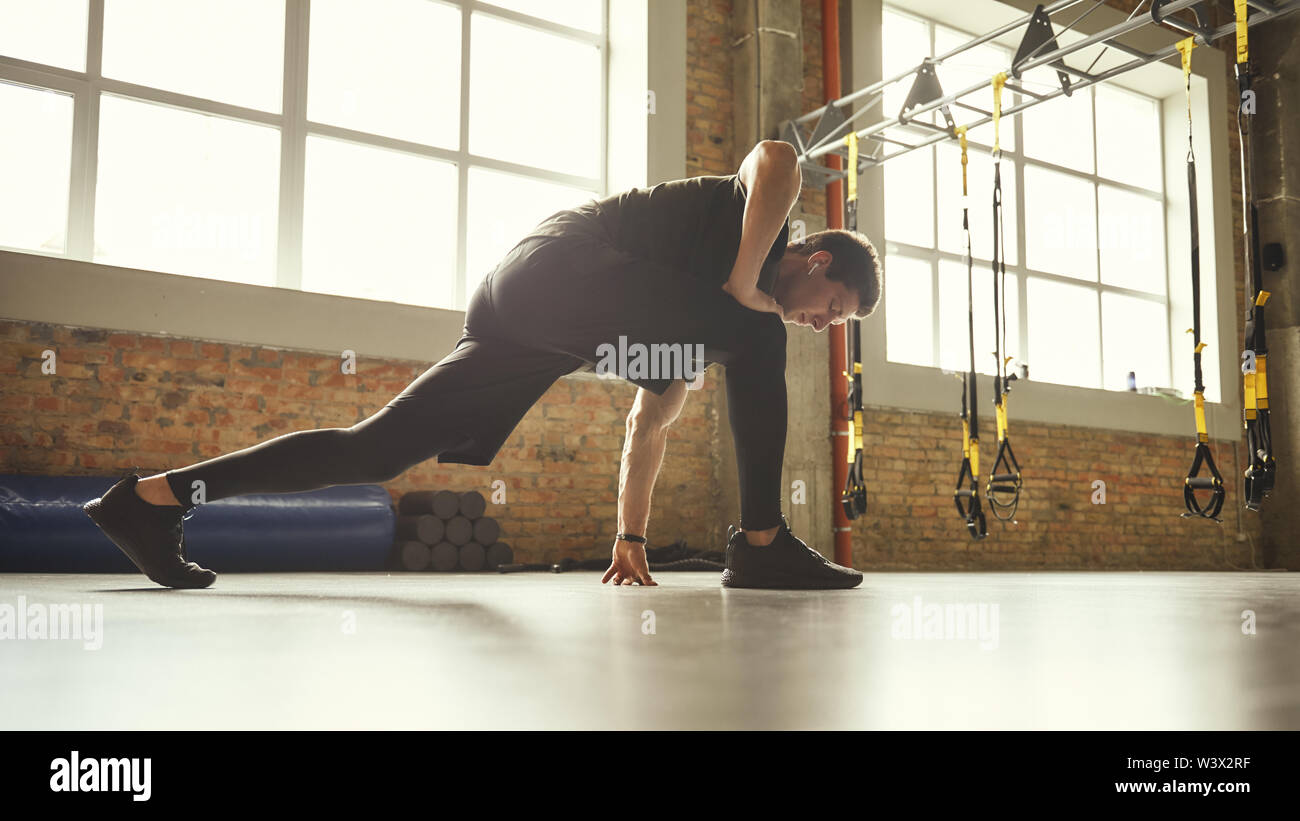 Professional bodybuilder hi-res stock photography and images - Alamy