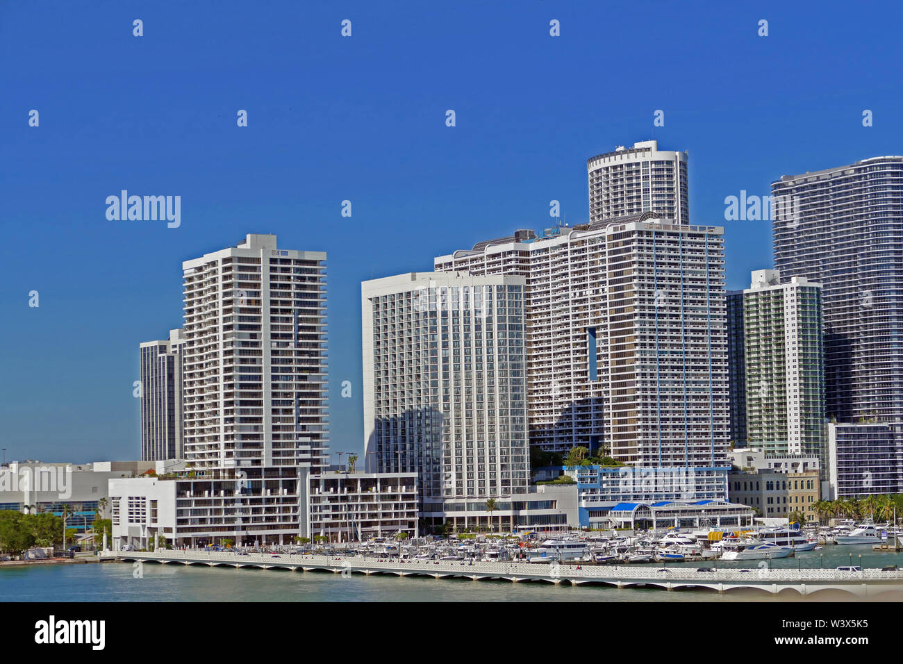 Panorama tower miami hi-res stock photography and images - Alamy