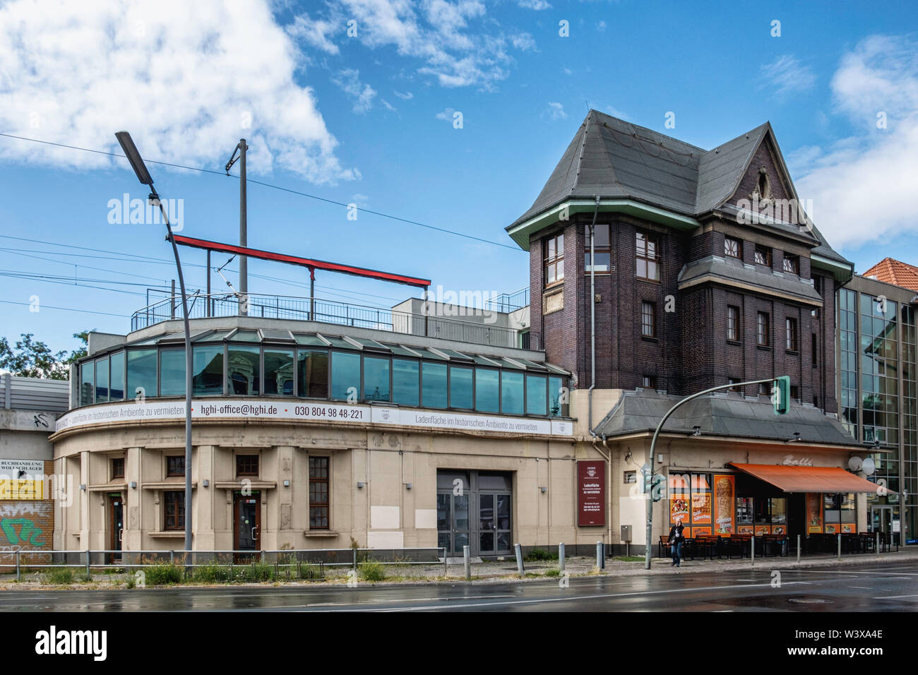 Berlin-Lichterfelde Ost railway station . Former clinker brick railway ...