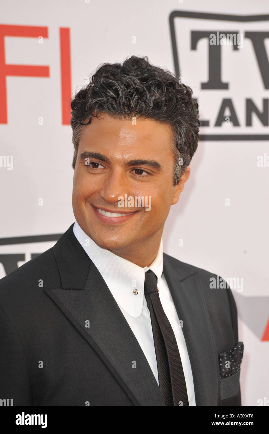 Jaime camil portrait hi-res stock photography and images - Alamy