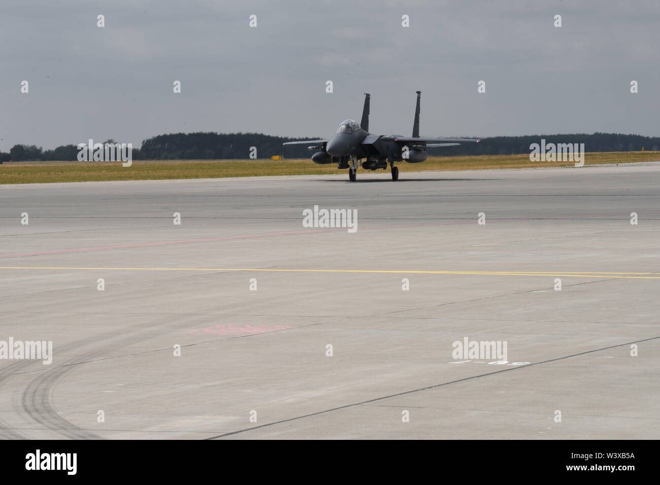 A U.S. Air Force F-15 Strike Eagle aircraft deployed from the 336th ...