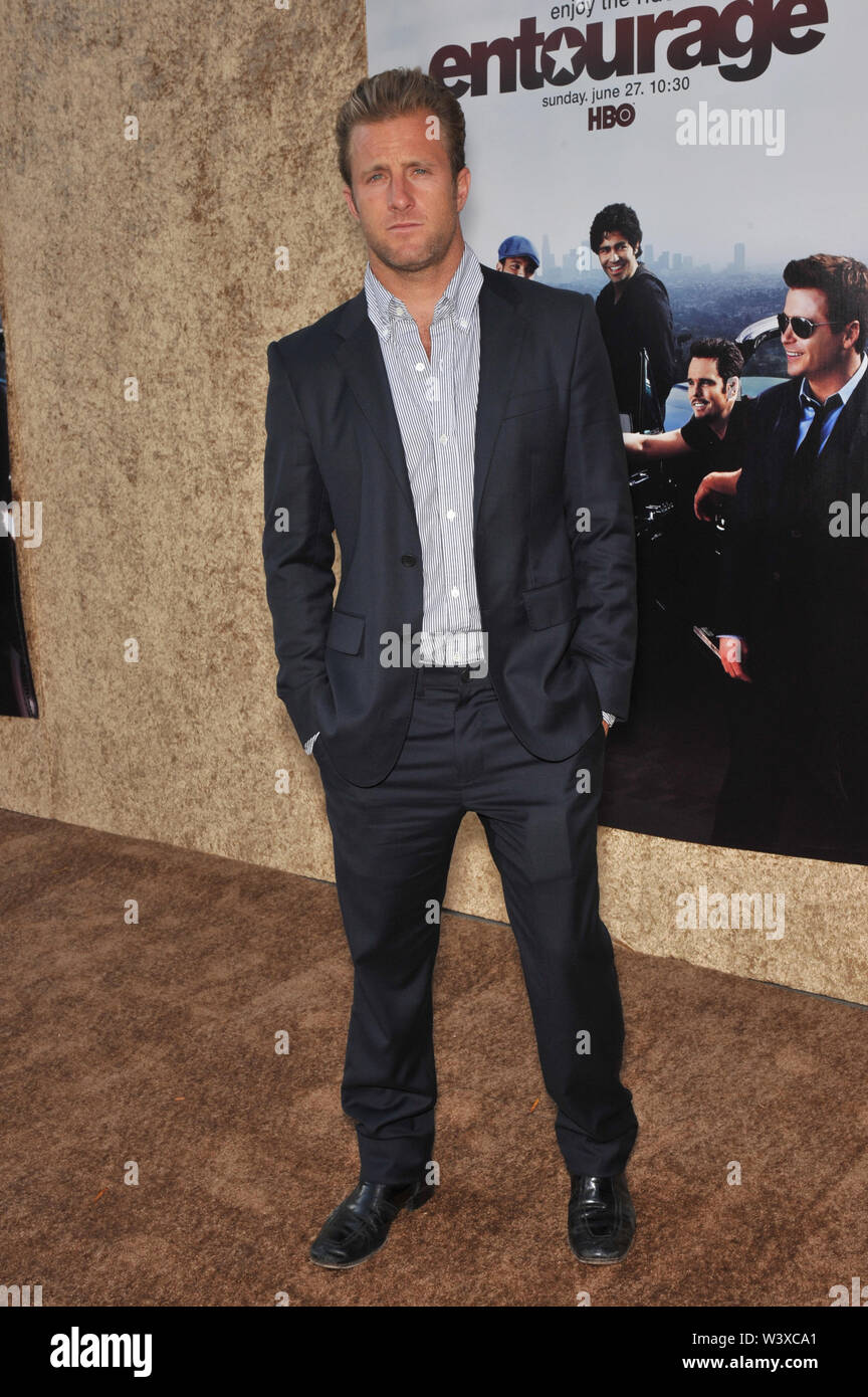 Scott caan entourage season 7 premiere hi-res stock photography and ...