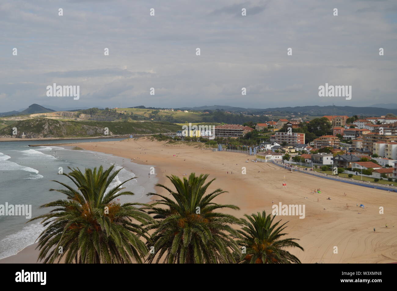 Beautiful And Extensive Beach Of The Shells In Suances. August 26, 2013 ...