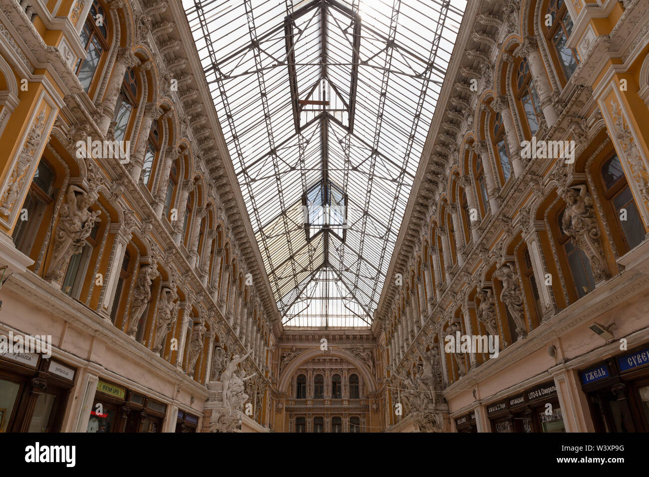 Shopping passage hi-res stock photography and images - Alamy