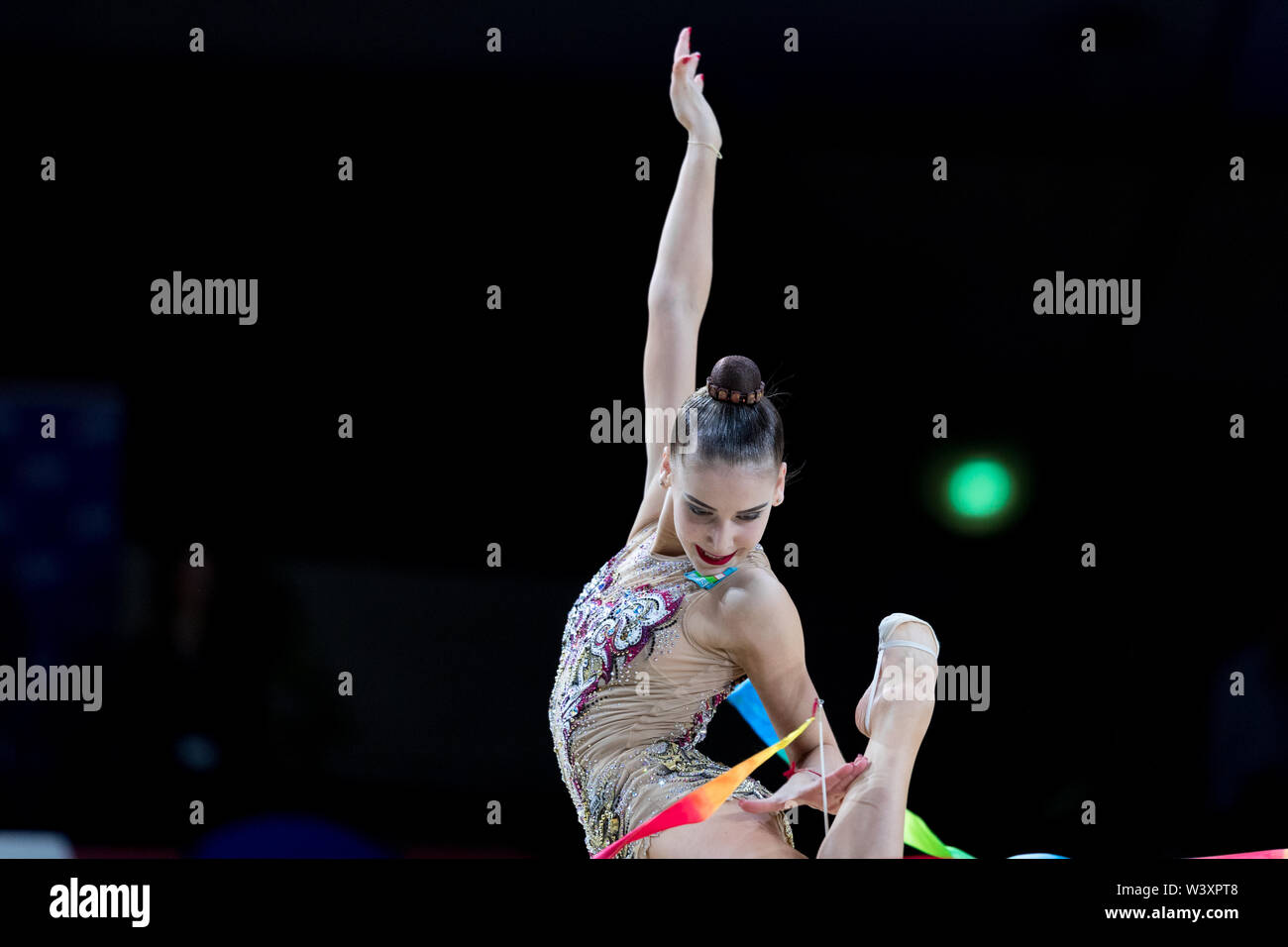 Sabrina tashkenbaeva hi-res stock photography and images - Alamy