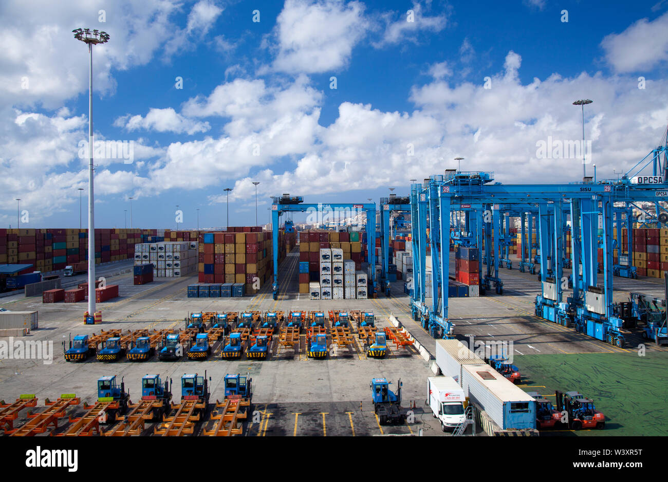 Different modes of transportation hi-res stock photography and images ...