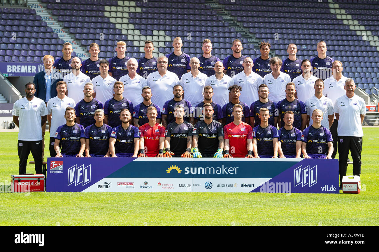 Team manager dr hi-res stock photography and images - Alamy