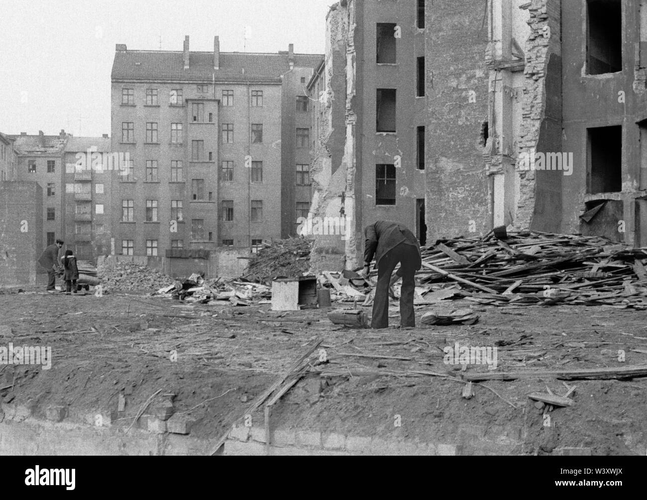 FILED - 01 January 1978, Berlin: Berlin districts/Kreuzberg/1978 ...