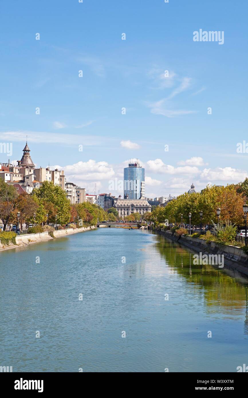 Bucharest romania skyline hi-res stock photography and images - Alamy