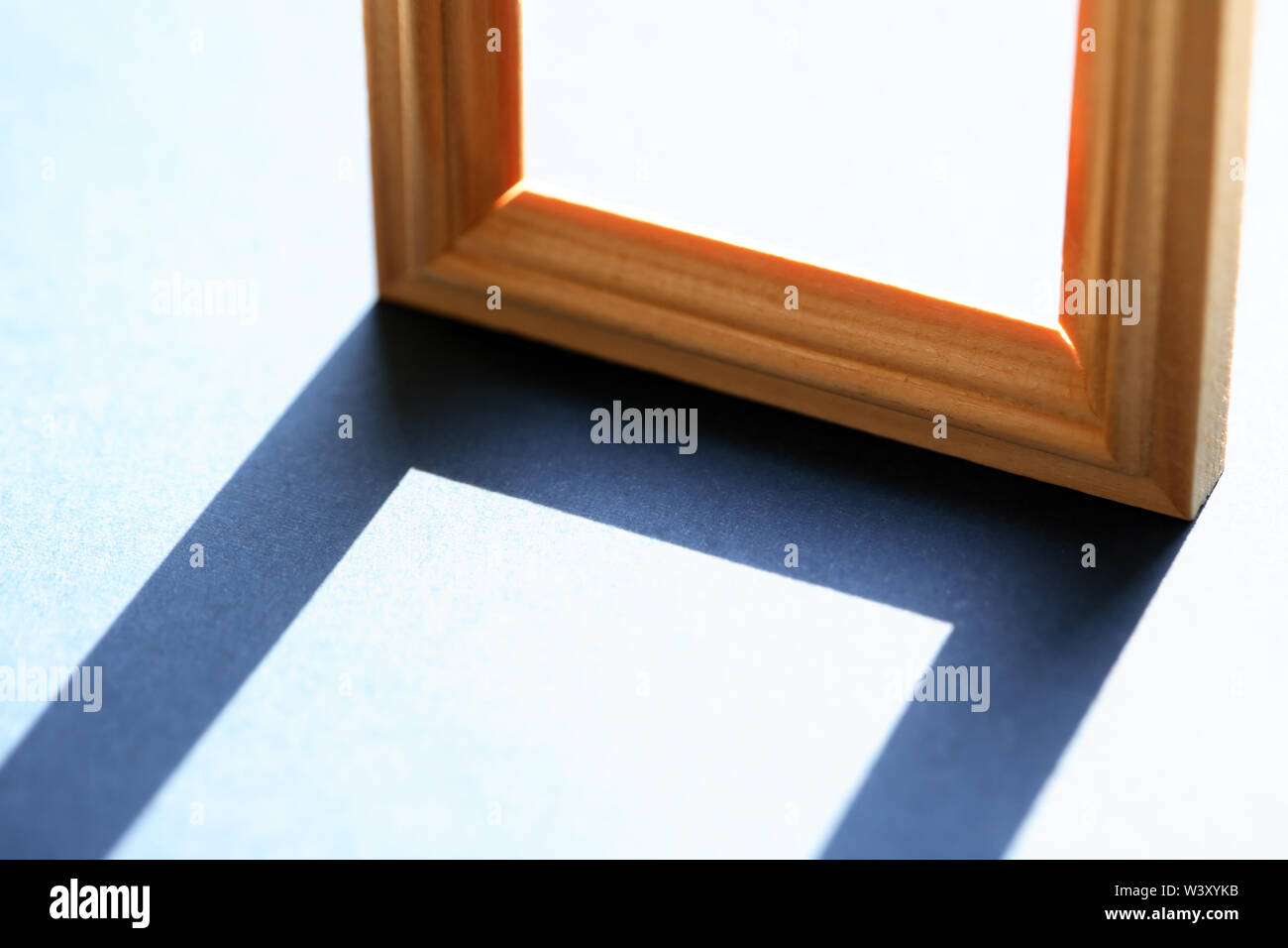 Light shadow art exhibition hi-res stock photography and images - Alamy