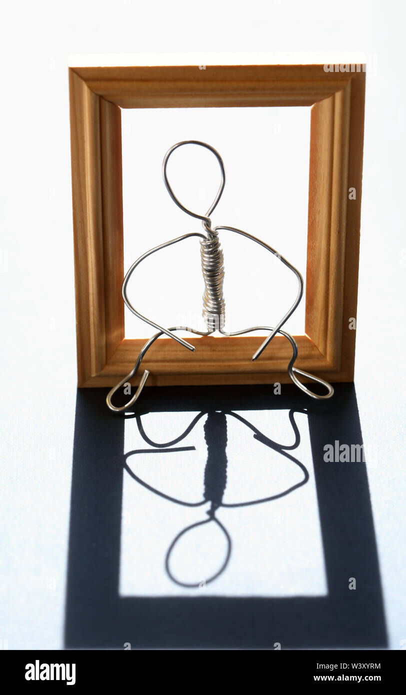 Wire man art hi-res stock photography and images - Alamy